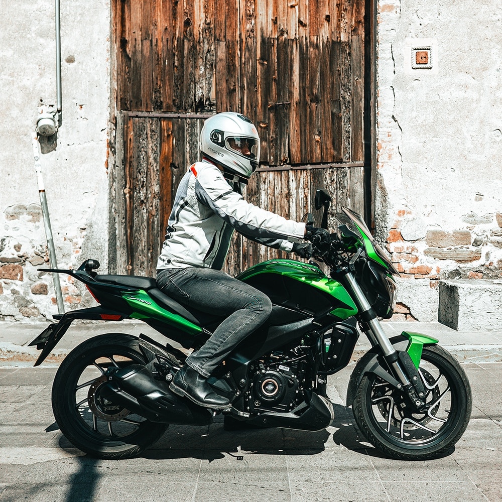 ¿Sabes cuál es la diferencia entre off-road y on-road? - Dominar Rides